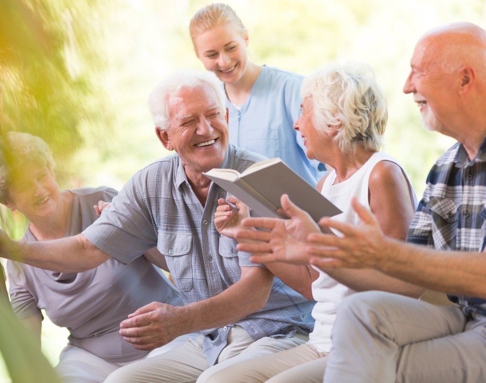 Reading To A Person With Dementia Best Books Reviewed ReaDementia reading-to-a-person-with-dementia-best-books-reviewed-readementia